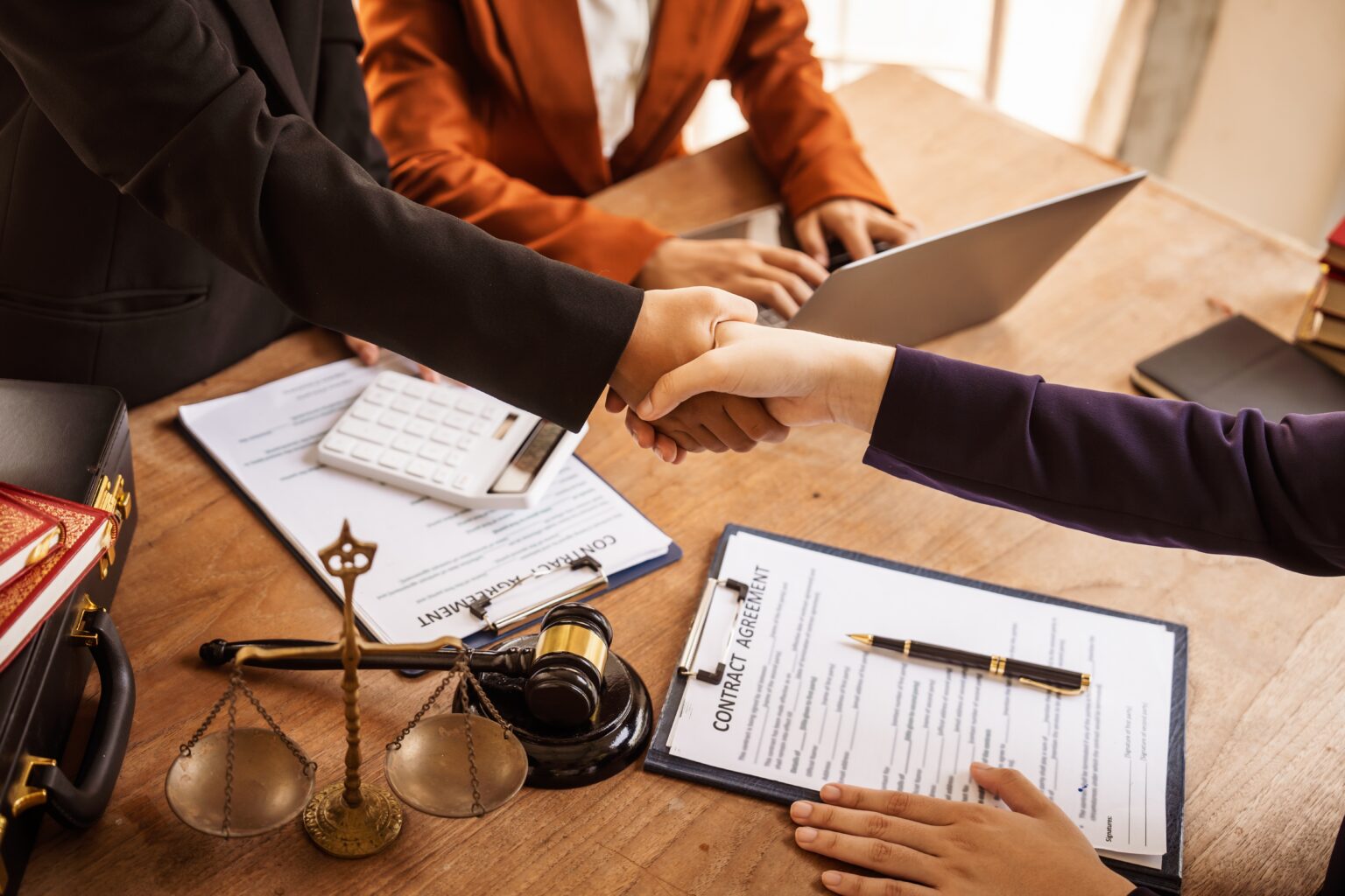 How Long Do You Have to Accept a Settlement Offer?